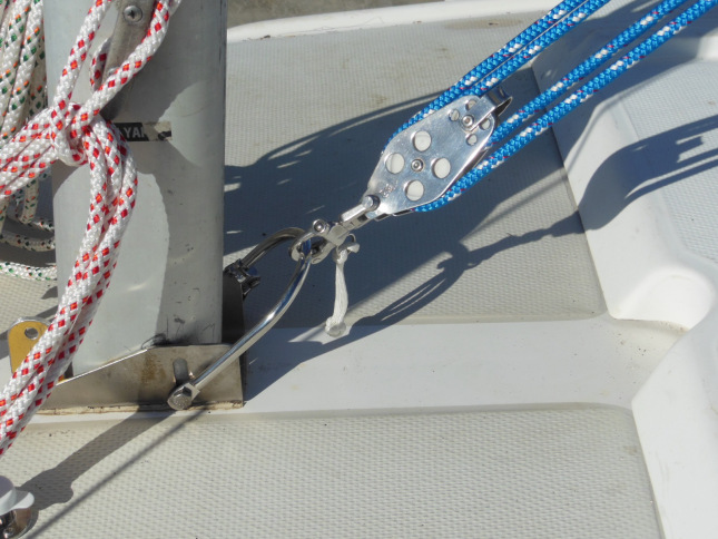 Control Your Mainsail Shape Better With a Boom Vang – The $tingy Sailor