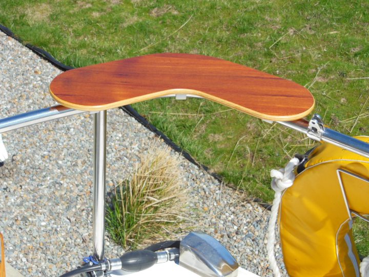 Add More Cockpit Seating With DIY Stern Perch Seats – The $tingy Sailor