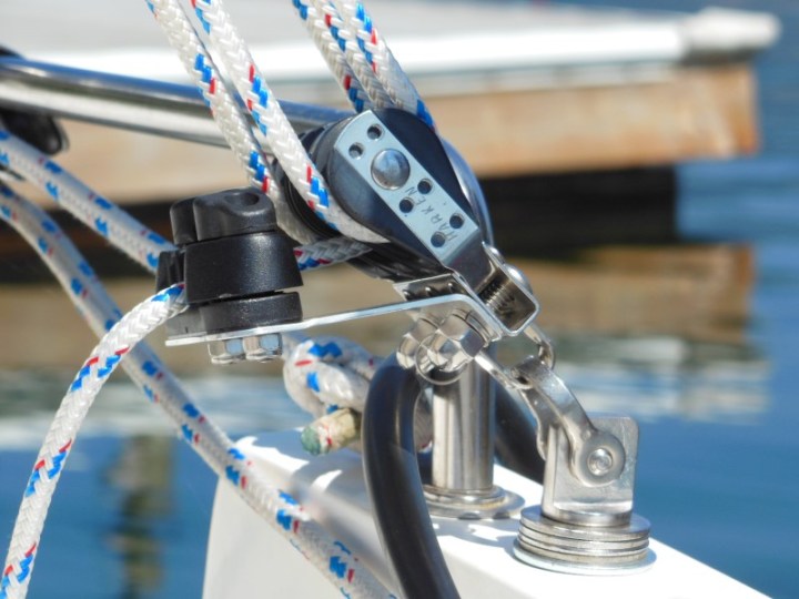 Upgrade Your Rig With a DIY Adjustable Backstay – The $tingy Sailor